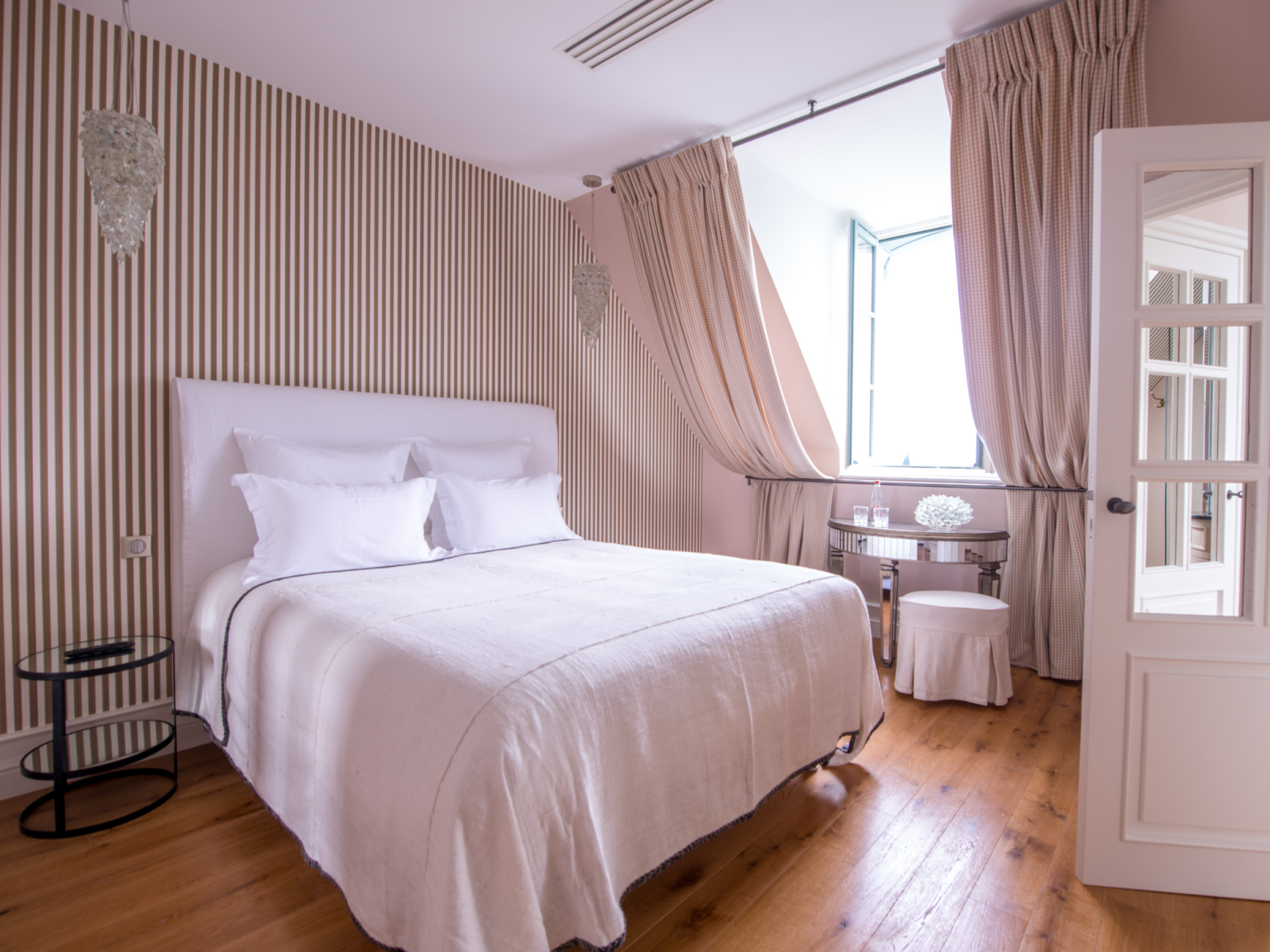 Chateau de Sacy - Hotel & Restaurant in Reims - France