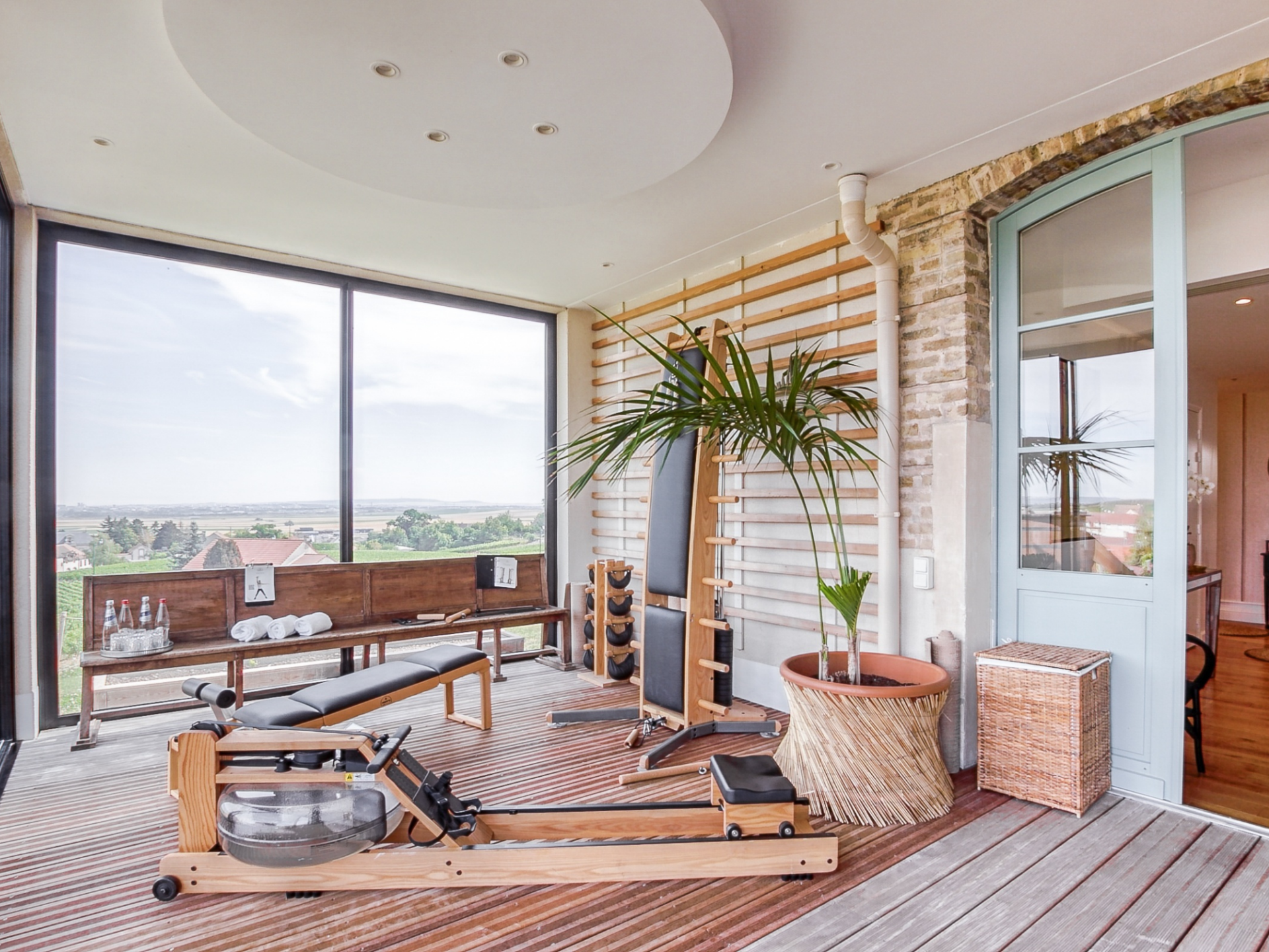 Chateau de Sacy - Hotel & Restaurant in Reims - France